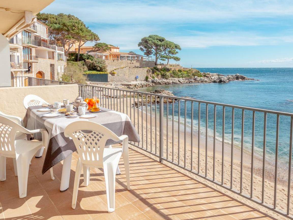 55 M² Apartamento ∙ 3 Habitaciones ∙ 5 Huéspedes - Tamariu