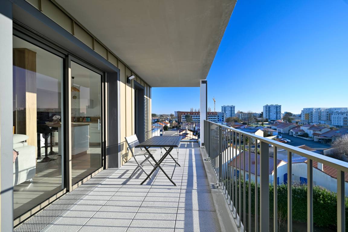 60 M² Appartement ∙ 2 Chambres ∙ 5 Personnes - Cholet