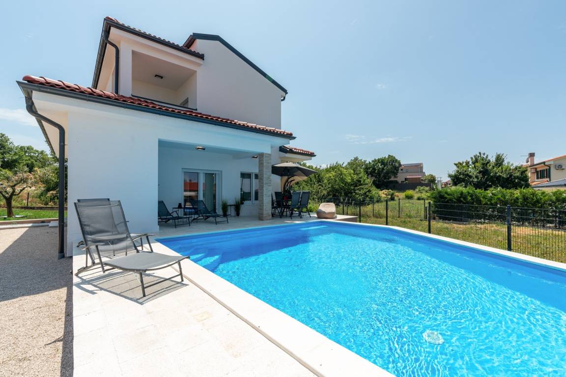 160 M² Villa ∙ 3 Slaapkamers ∙ 6 Gasten - Portorož