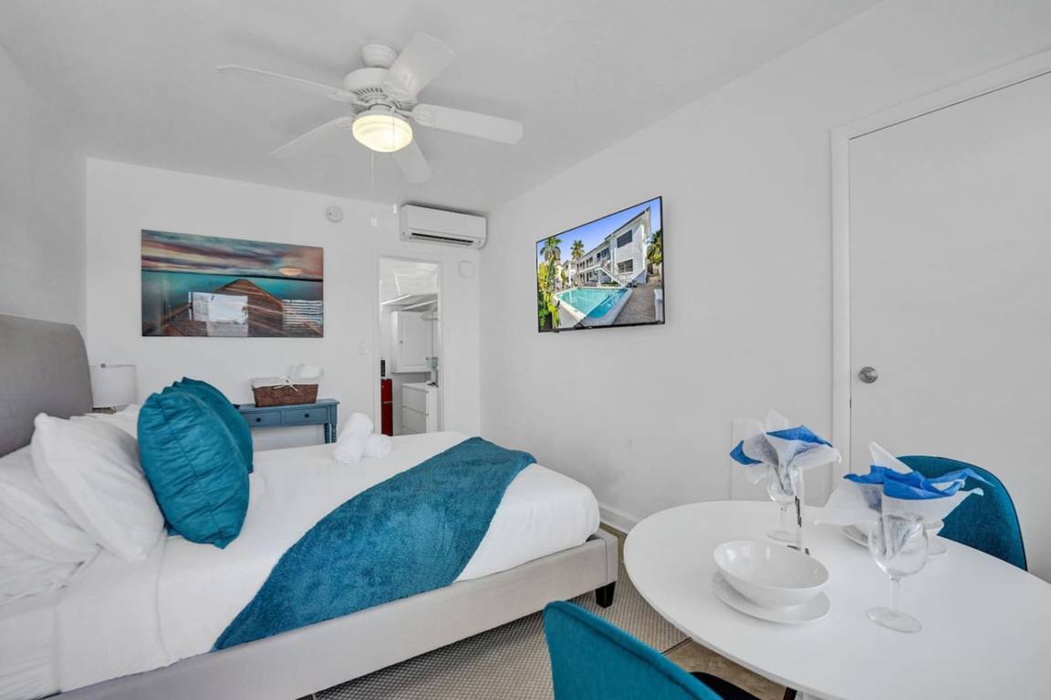 Apartment ∙ 1 Bedroom ∙ 2 Guests - Dania Beach, Hollywood