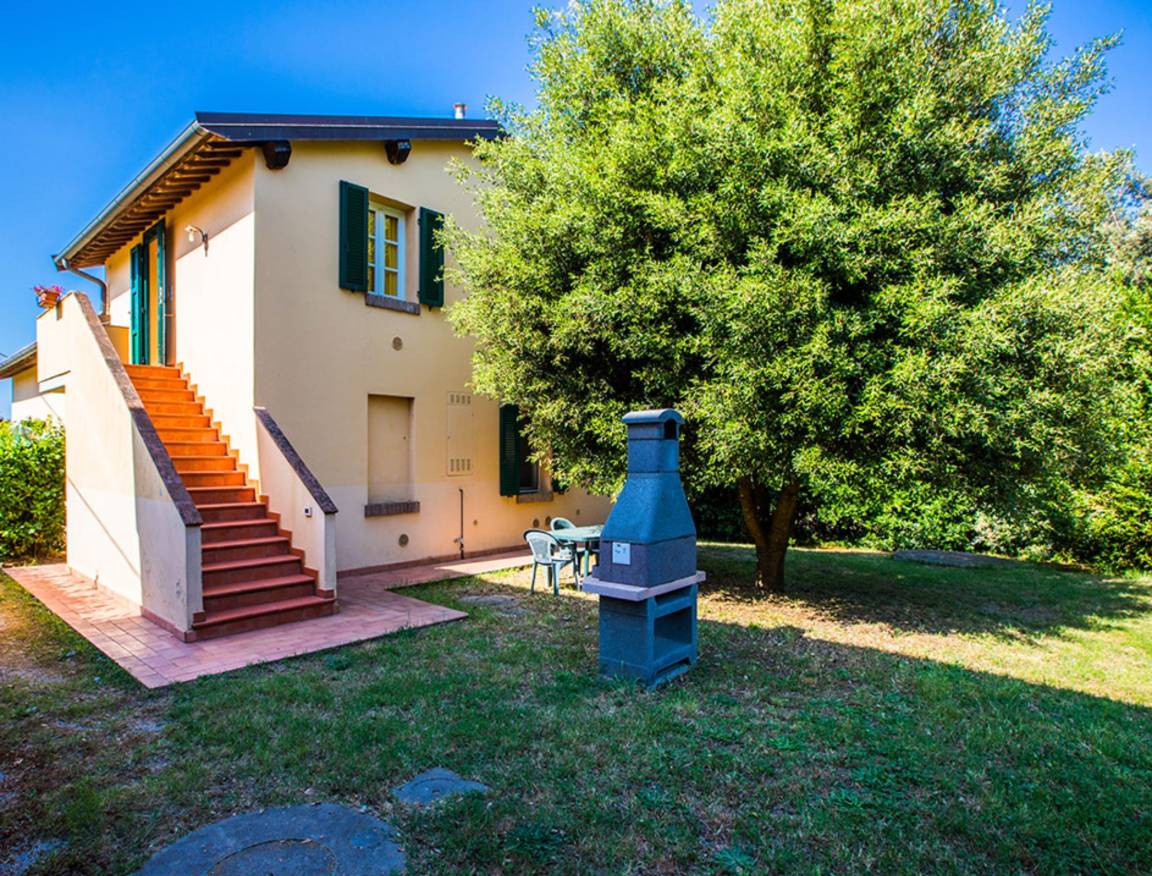 85 M² Huis ∙ 2 Slaapkamers ∙ 5 Gasten - Cecina