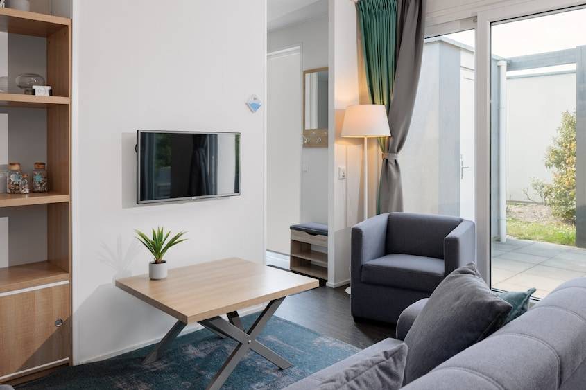 60 M² Chalet ∙ 2 Bedrooms ∙ 4 Guests - Vlissingen