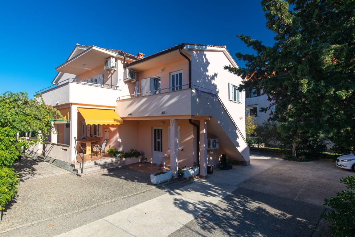 70 M² Appartement ∙ 2 Slaapkamers ∙ 4 Gasten - Punat