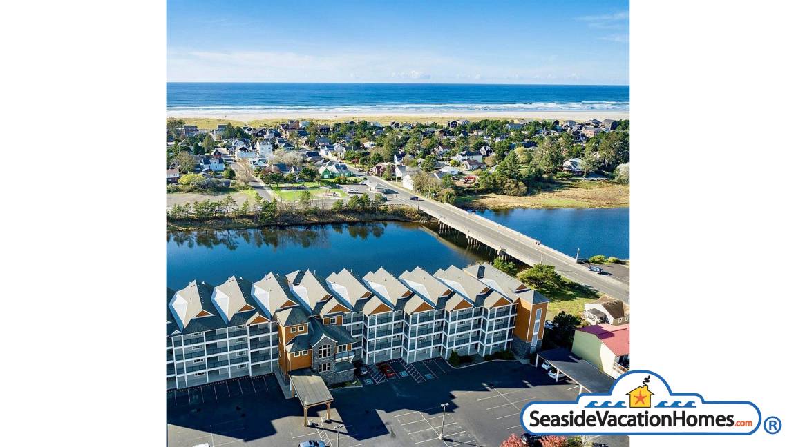 Condo ∙ 2 Bedrooms ∙ 6 Guests - Seaside, OR