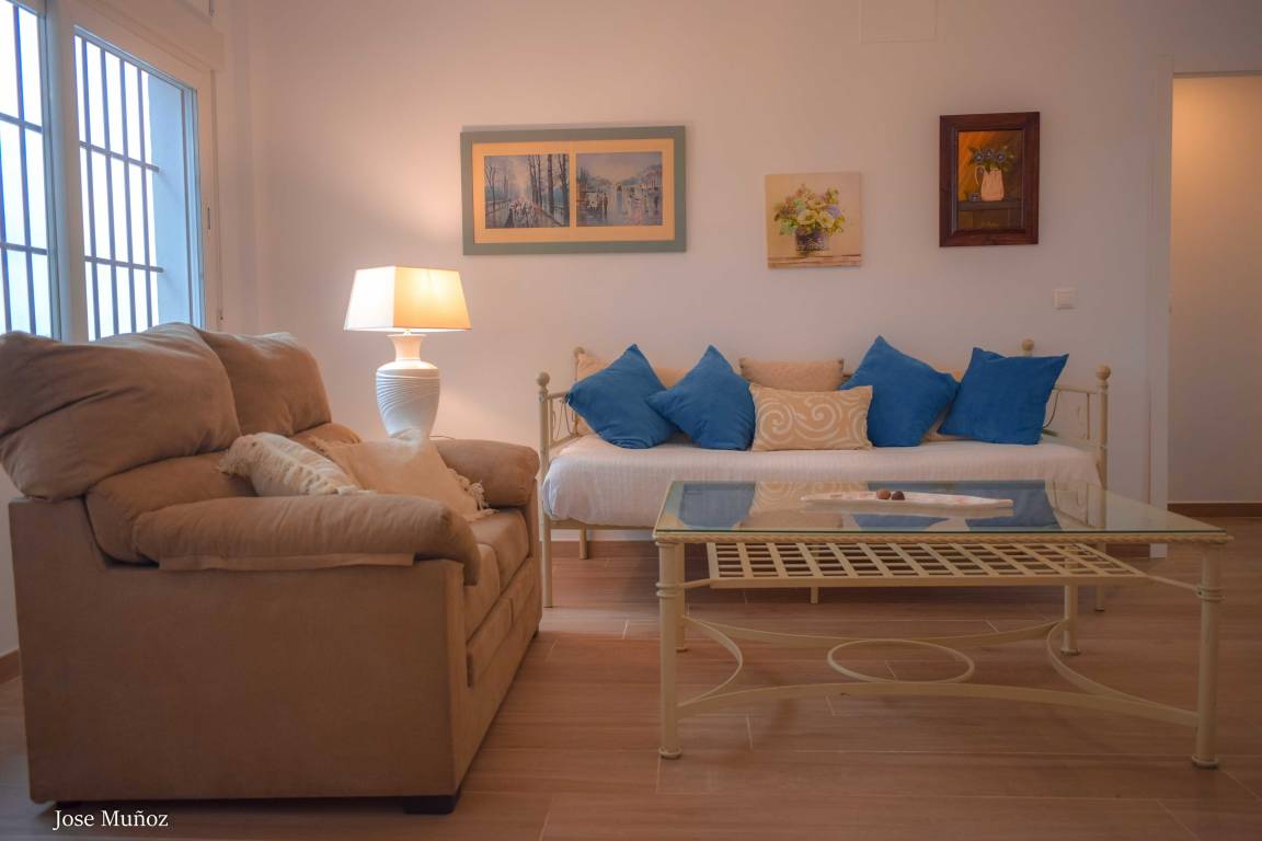 85 M² Apartamento ∙ 2 Habitaciones ∙ 4 Huéspedes - Palma del Río