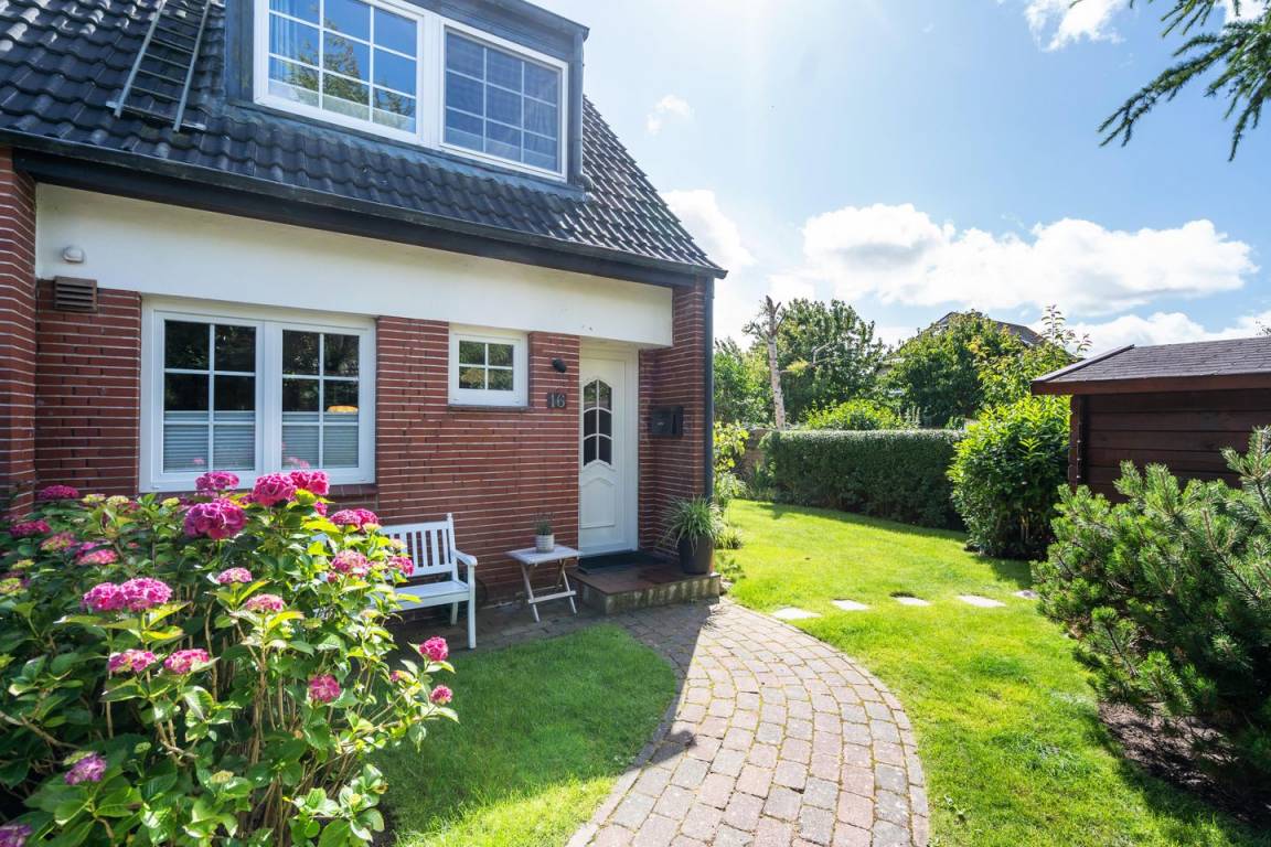 120 M² Ferienhaus ∙ 3 Schlafzimmer ∙ 6 Gäste - Keitum