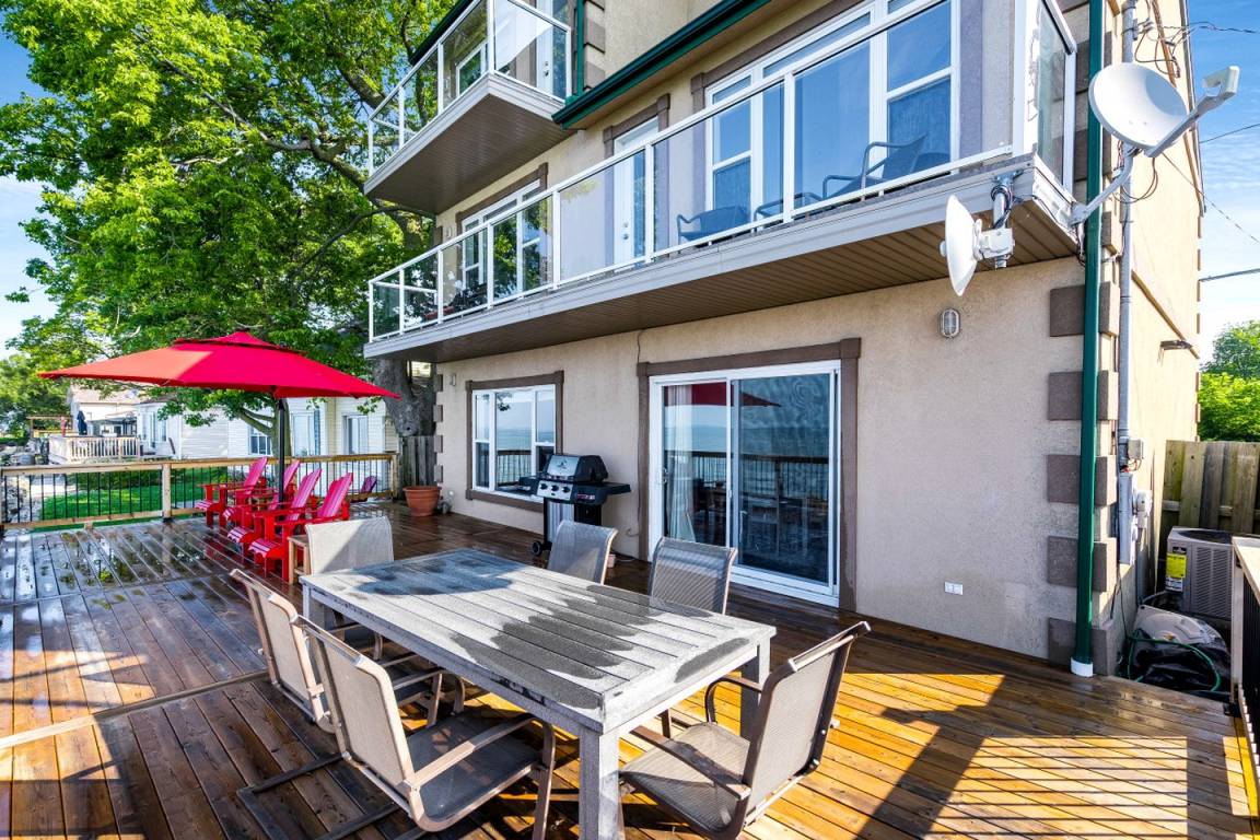 House ∙ 3 Bedrooms ∙ 6 Guests - Ontario