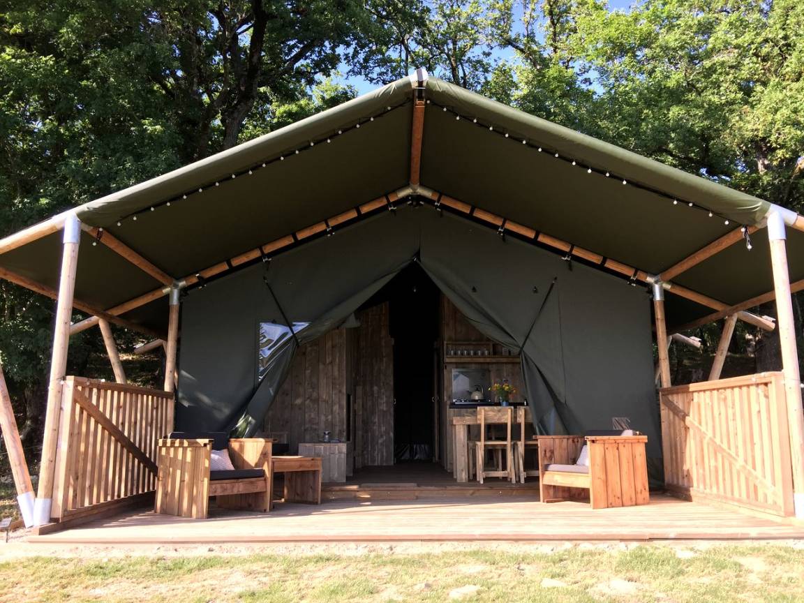 Camping-unterkunft ∙ 3 Schlafzimmer ∙ 6 Gäste - Cahors