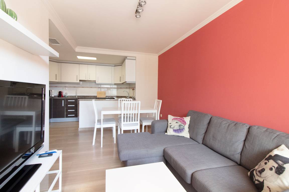 70 M² Apartamento ∙ 2 Habitaciones ∙ 4 Huéspedes - Sagunto