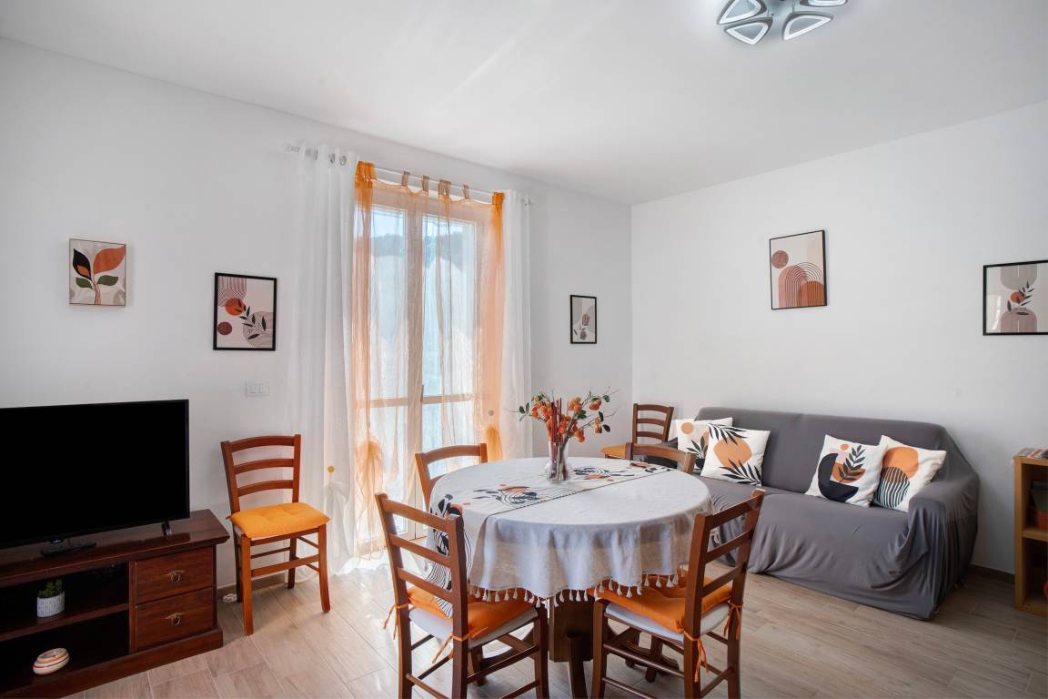 75 M² House ∙ 2 Bedrooms ∙ 4 Guests - Alassio