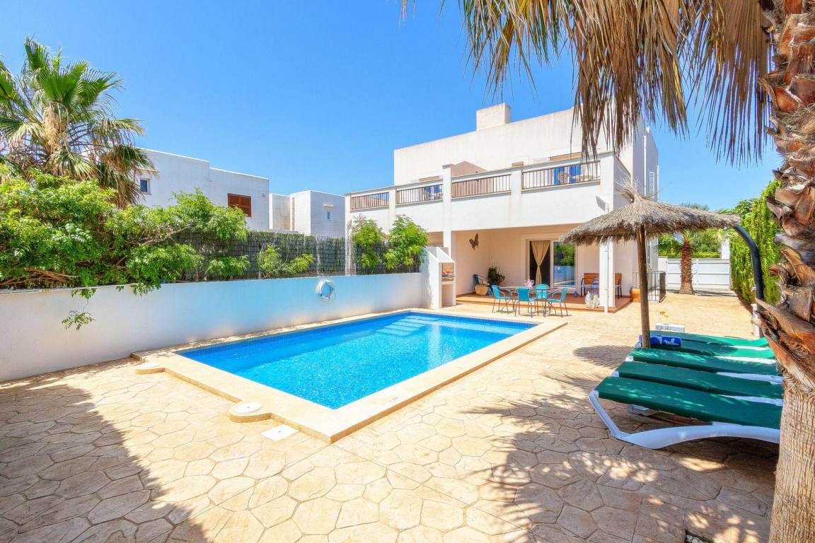 142 M² Ferienhaus ∙ 3 Schlafzimmer ∙ 5 Gäste - Cala d’Or
