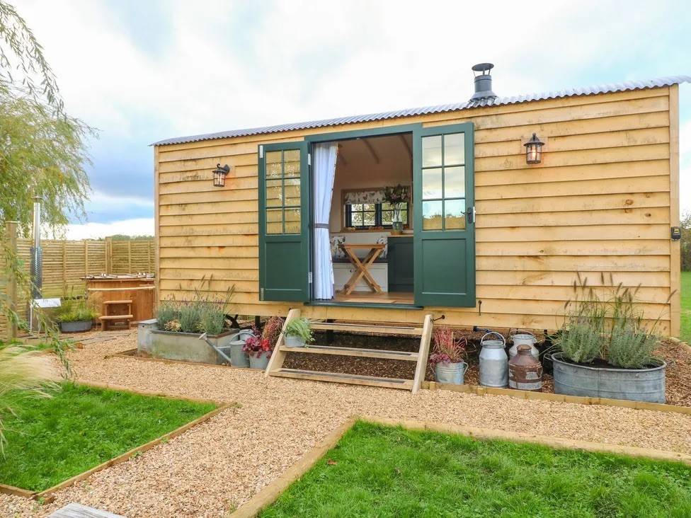 40 M² Cabin ∙ 1 Bedroom ∙ 2 Guests - Newark-on-Trent