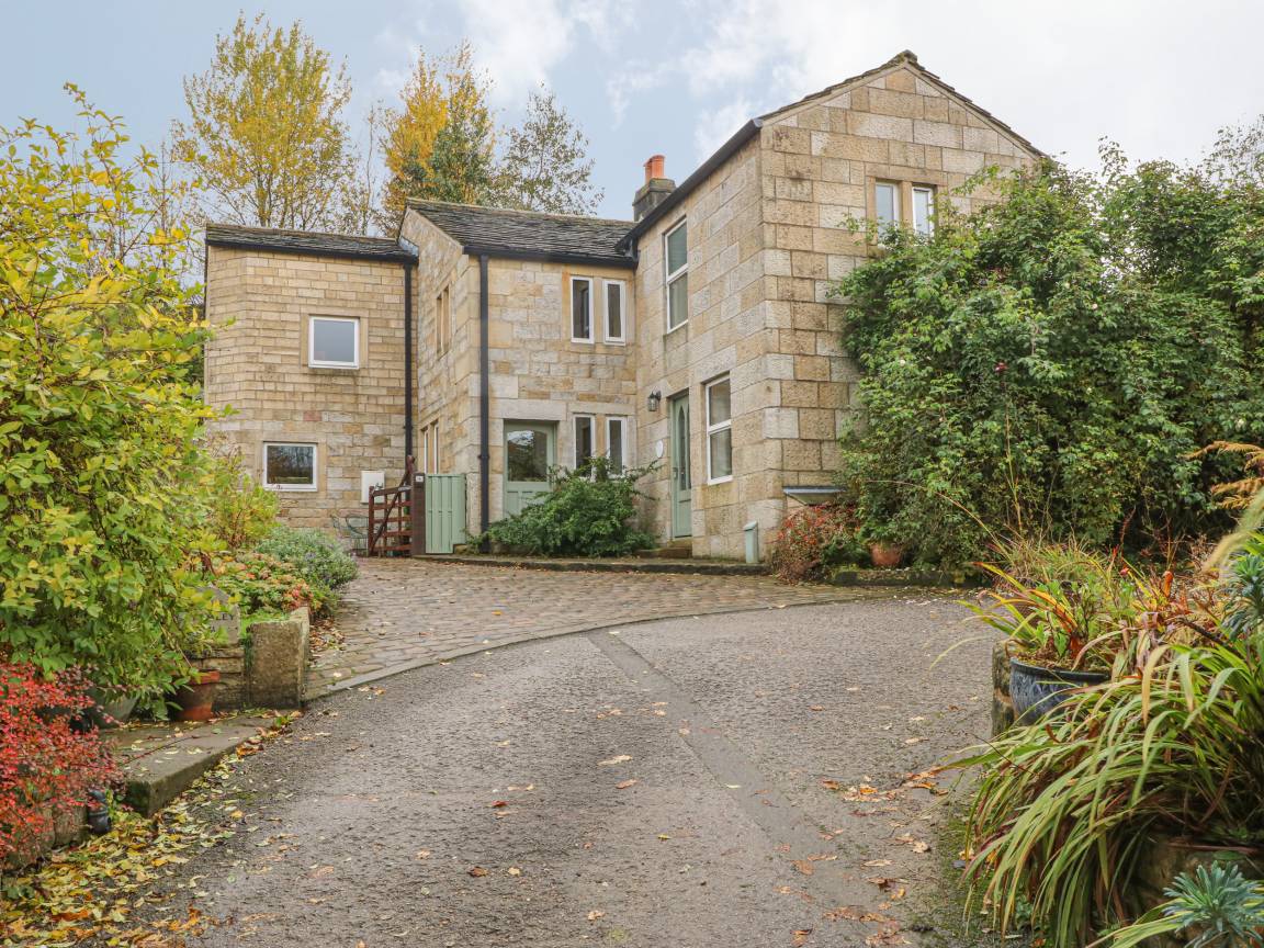 Cottage ∙ 3 Bedrooms ∙ 7 Guests - Todmorden