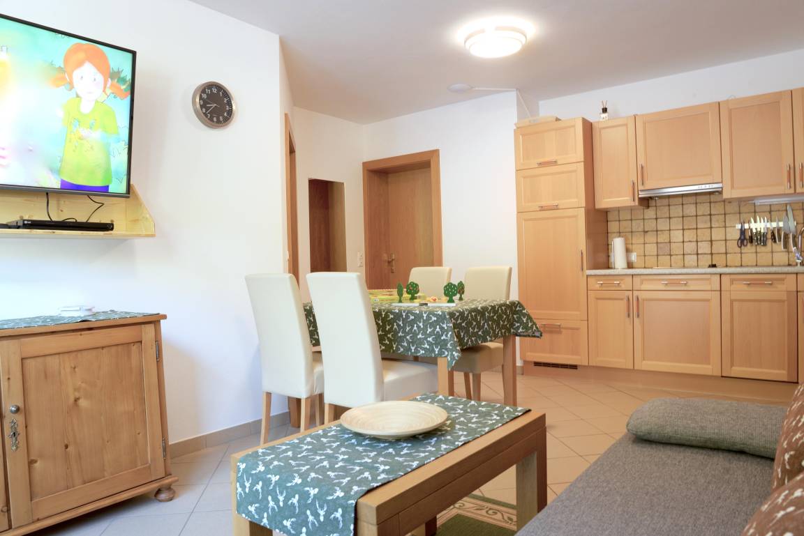 38 M² Lägenhet ∙ 1 Sovrum ∙ 2 Gäster - Lofer