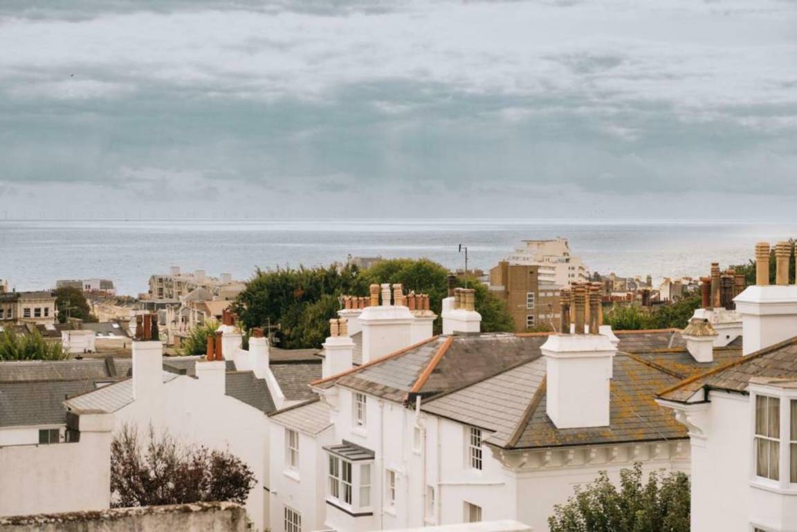 44 M² Apartment ∙ 1 Bedroom ∙ 2 Guests - Brighton Station