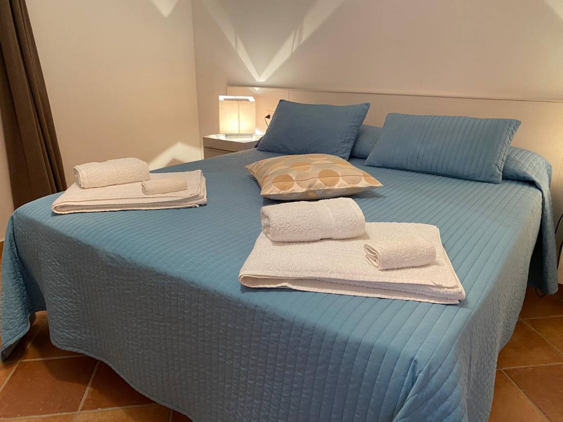 70 M² Ferienhaus ∙ 2 Schlafzimmer ∙ 5 Gäste - Posada