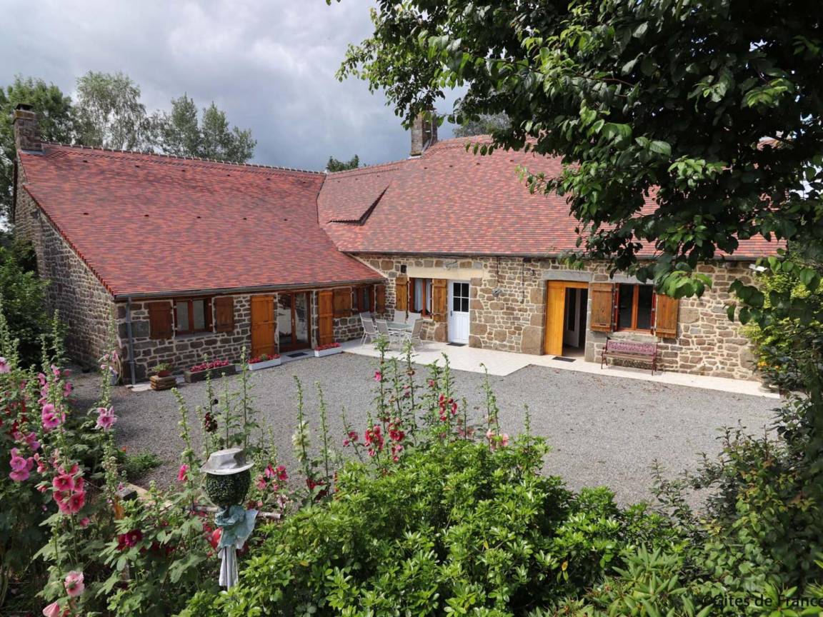 156 M² Cottage ∙ 3 Bedrooms ∙ 6 Guests - Normandy
