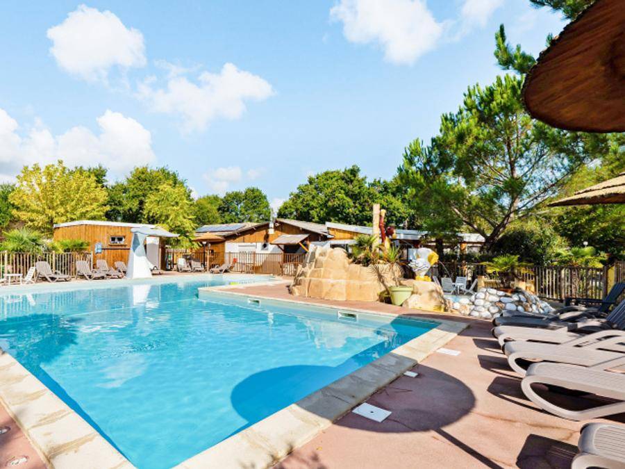 32 M² Chalet ∙ 2 Chambres ∙ 4 Personnes - Gironde