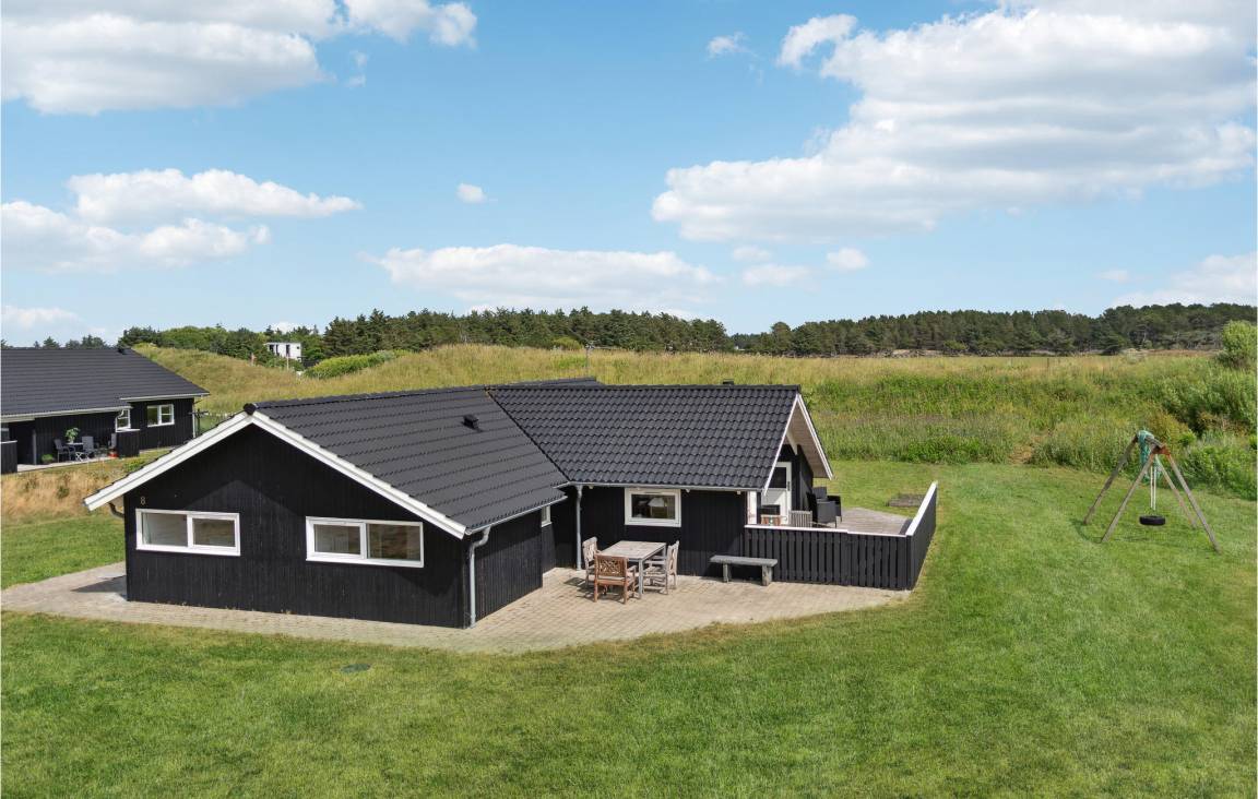 115 M² House ∙ 4 Bedrooms ∙ 8 Guests - Hirtshals