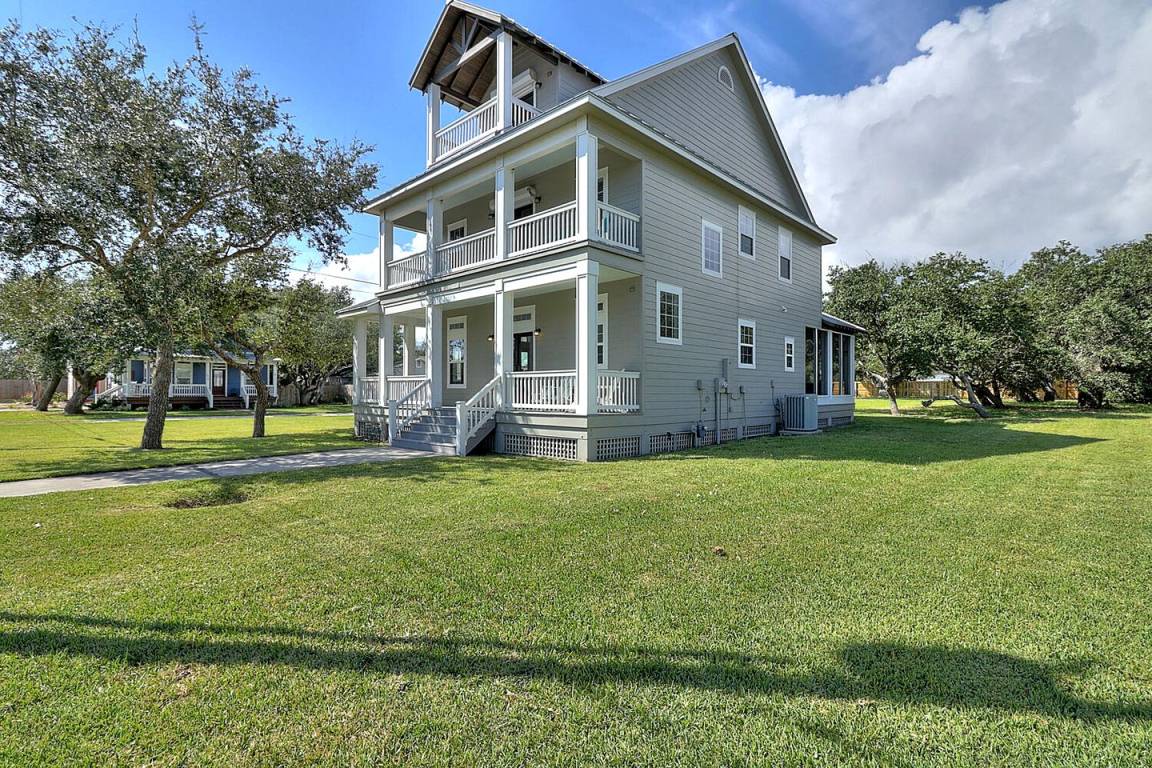 House ∙ 4 Bedrooms ∙ 10 Guests - Rockport, TX