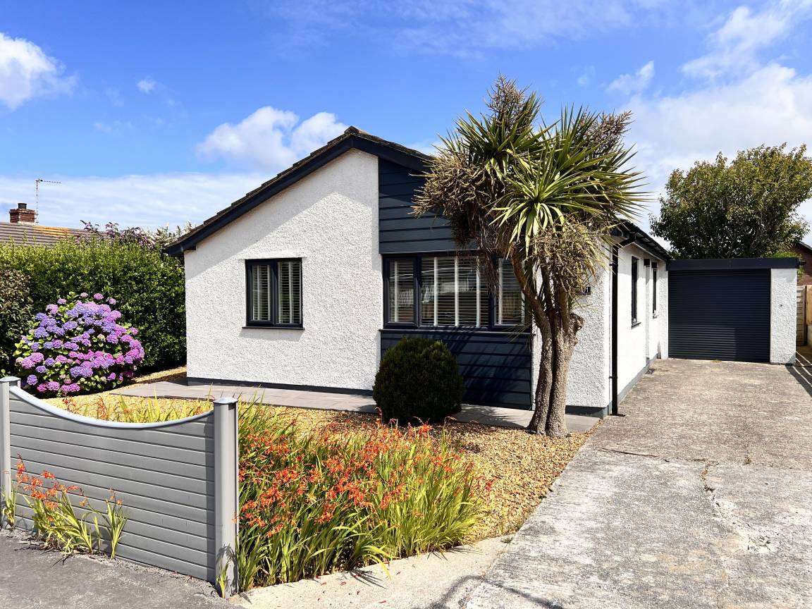 180 M² House ∙ 2 Bedrooms ∙ 5 Guests - Holyhead