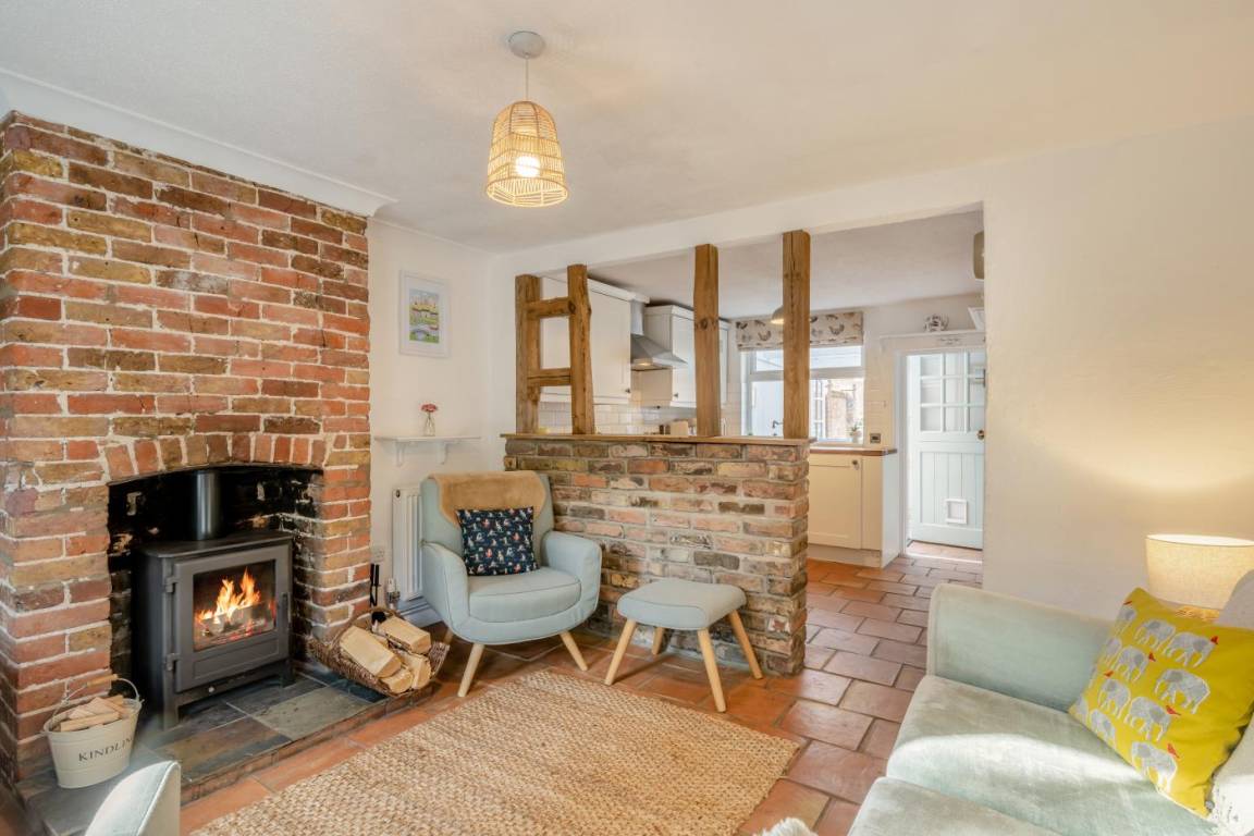 Cottage ∙ 2 Bedrooms ∙ 4 Guests - Beccles