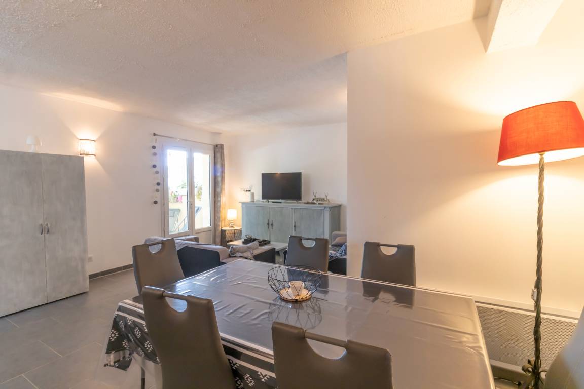 75 M² Appartement ∙ 2 Chambres ∙ 4 Personnes - Serra-di-Ferro