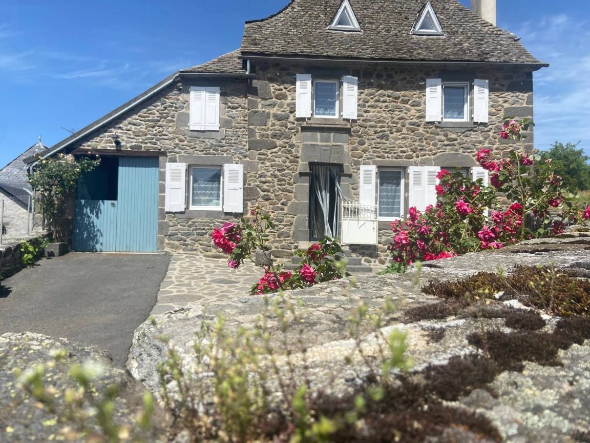 110 M² Maison De Vacances ∙ 3 Chambres ∙ 8 Personnes - Chaudes-Aigues