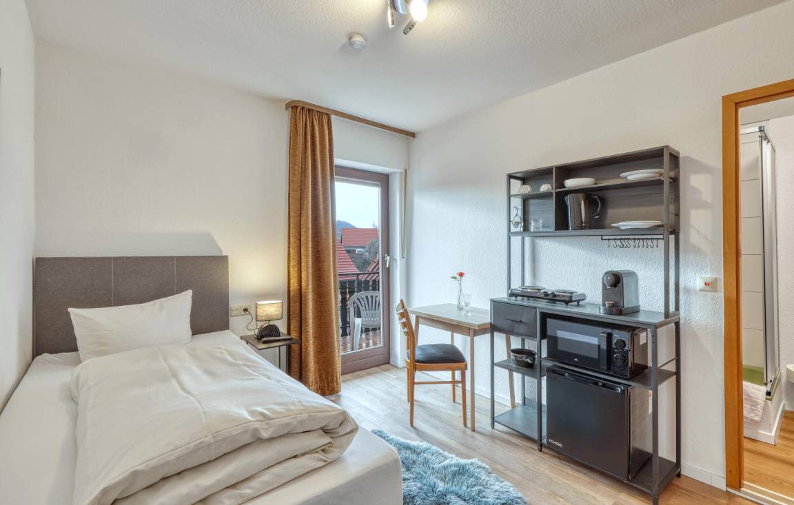 17 M² Ferienwohnung ∙ 1 Schlafzimmer ∙ 1 Gast - Bad Brückenau