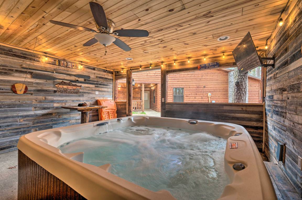 195 M² House ∙ 4 Bedrooms ∙ 10 Guests - Broken Bow Lake, OK