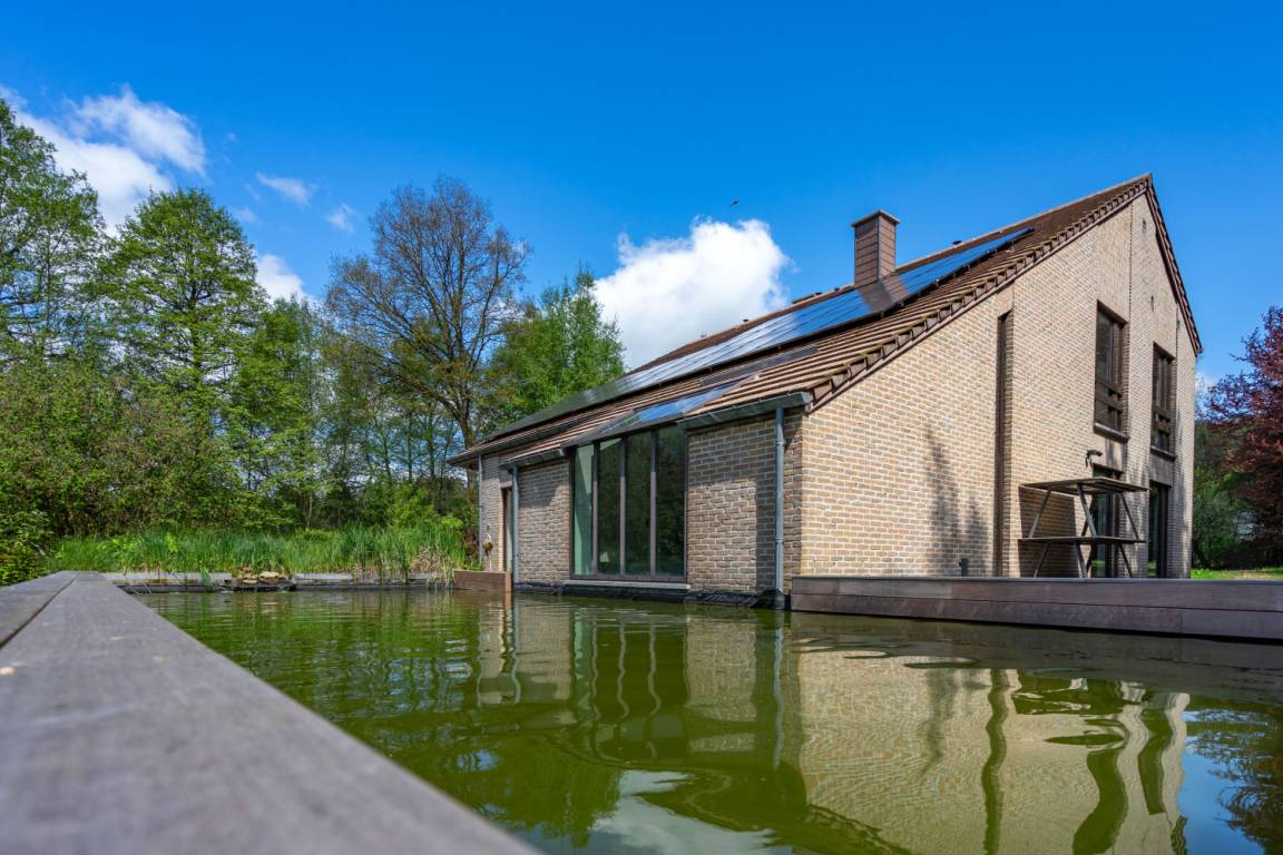 4620 M² Gîte ∙ 6 Bedrooms ∙ 12 Guests - Saint-Hubert