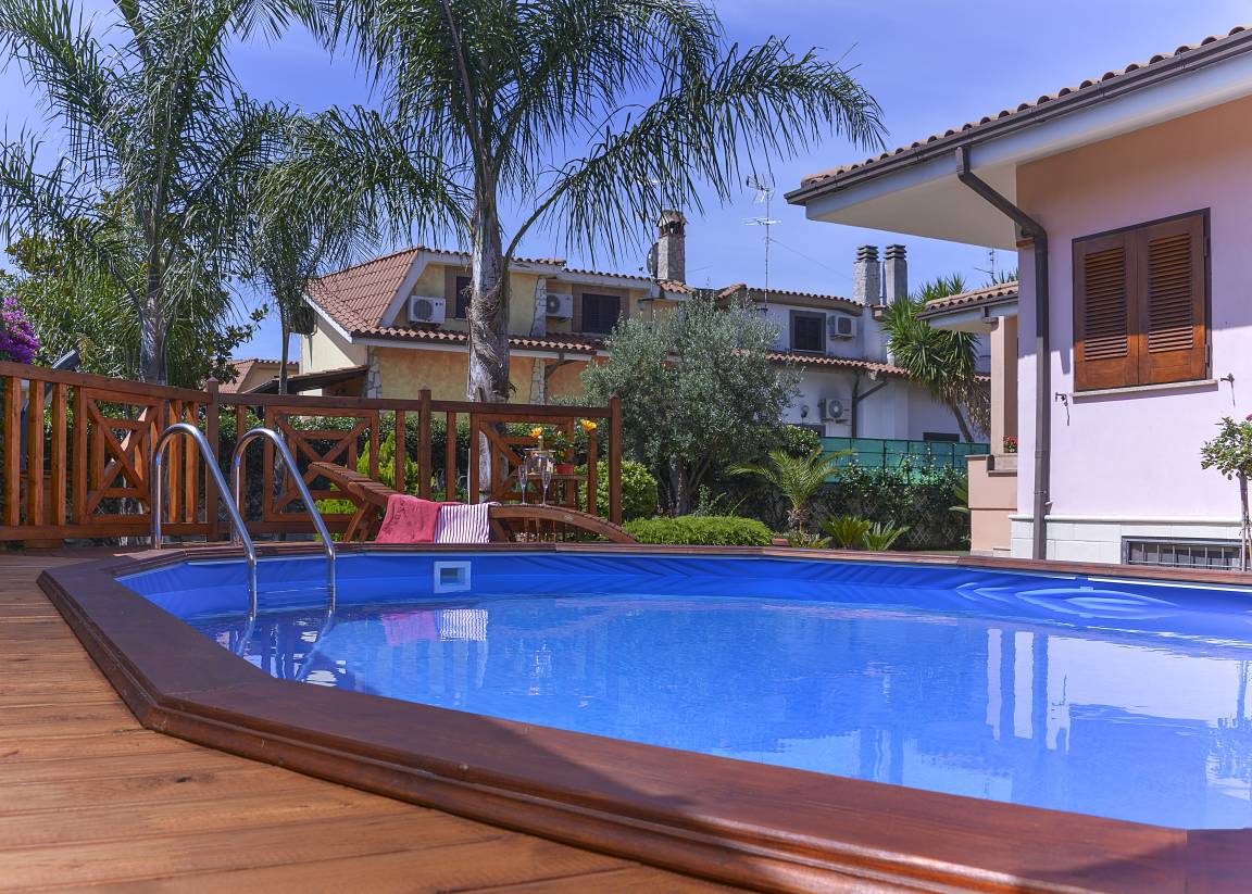 210 M² Villa ∙ 4 Bedrooms ∙ 6 Guests - Ladispoli