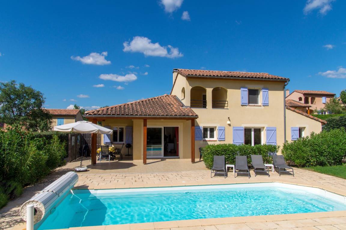 Villa ∙ 4 Slaapkamers ∙ 8 Gasten - Grospierres