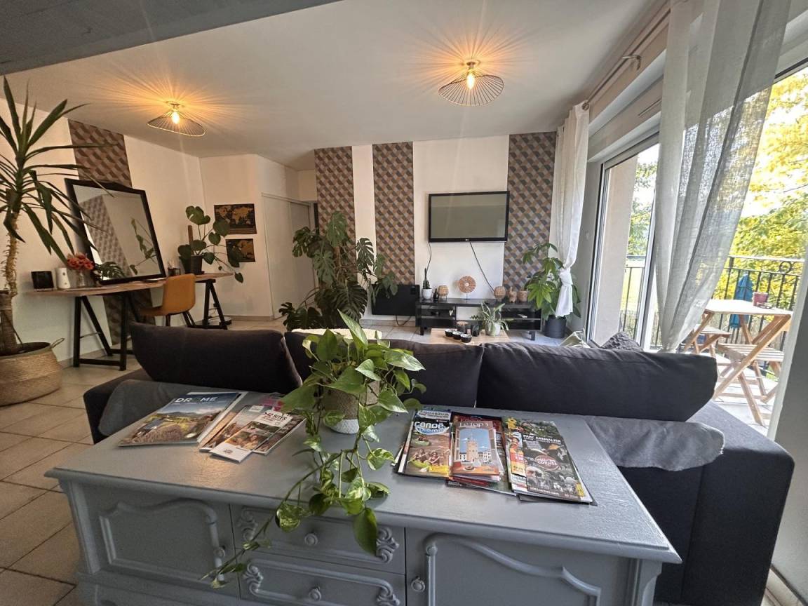 65 M² Gîte ∙ 2 Chambres ∙ 4 Personnes - Romans-sur-Isère