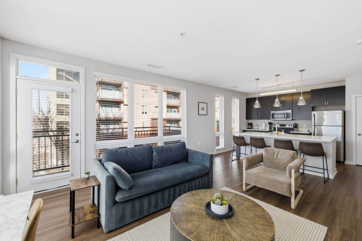 Apartment ∙ 3 Bedrooms ∙ 6 Guests - University Heights – Indianapolis

