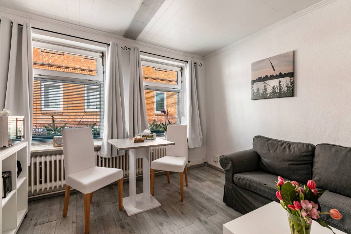 32 M² Ferienwohnung ∙ 1 Schlafzimmer ∙ 2 Gäste - Wesselburen