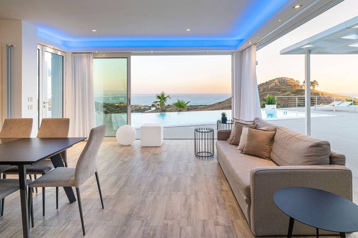 140 M² Villa ∙ 4 Slaapkamers ∙ 8 Gasten - Ribera