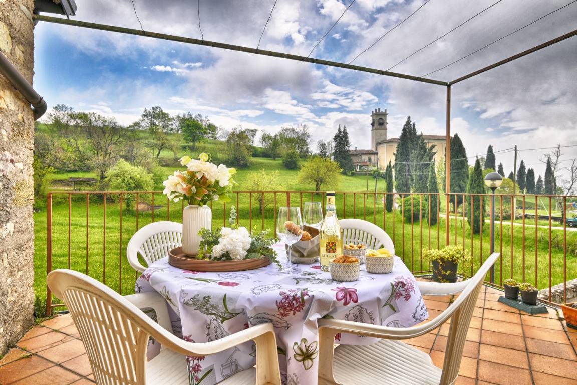 200 M² Huis ∙ 3 Slaapkamers ∙ 6 Gasten - San Zeno di Montagna