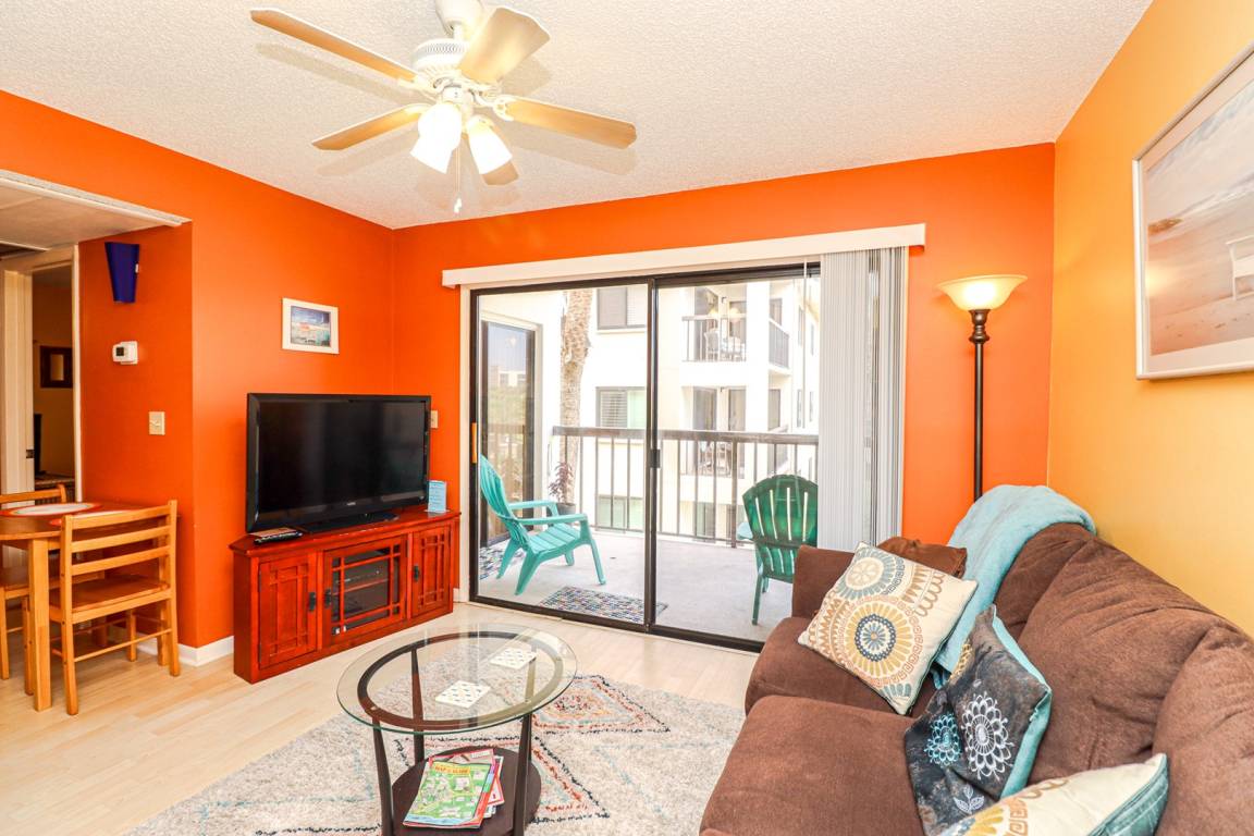 Condo ∙ 2 Bedrooms ∙ 6 Guests - St. Augustine Beach, FL