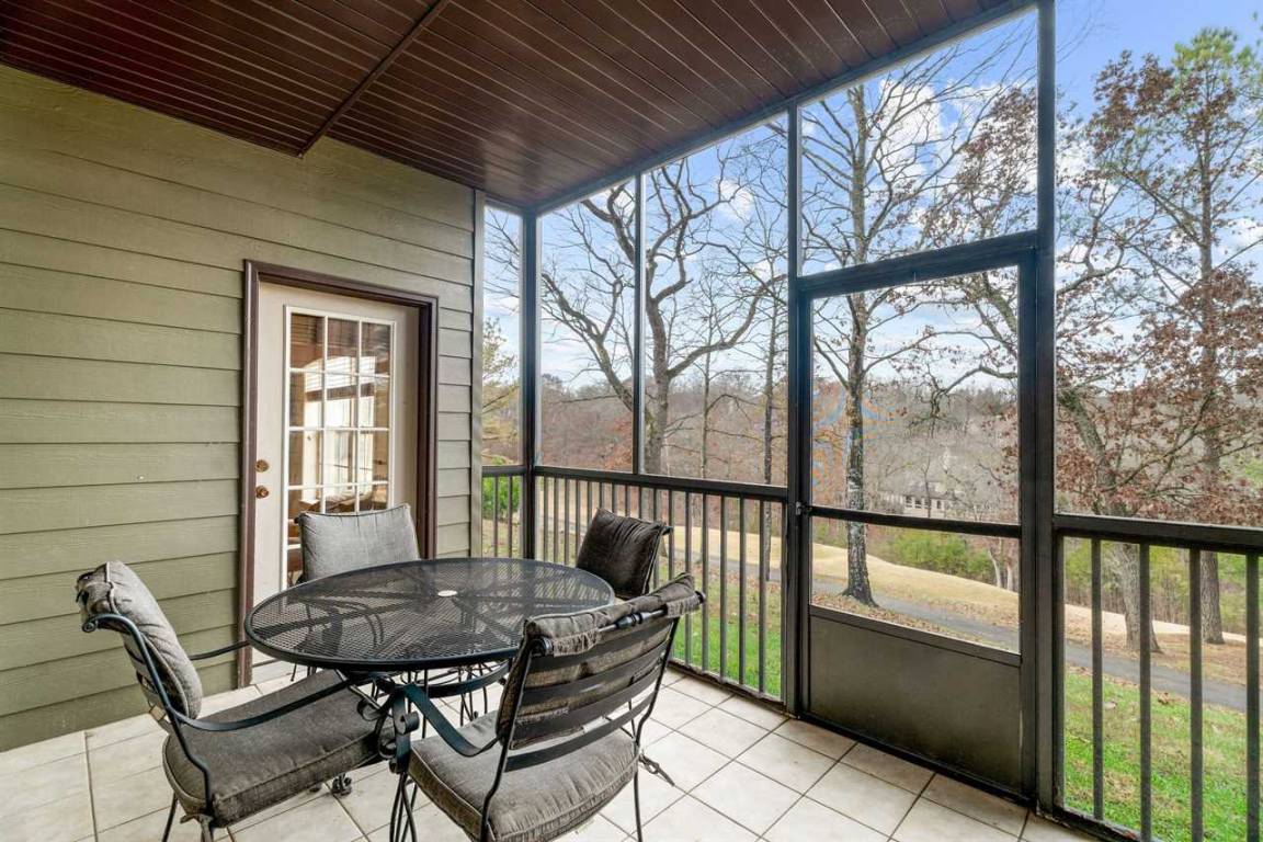 Condo ∙ 3 Bedrooms ∙ 10 Guests - Branson, MO