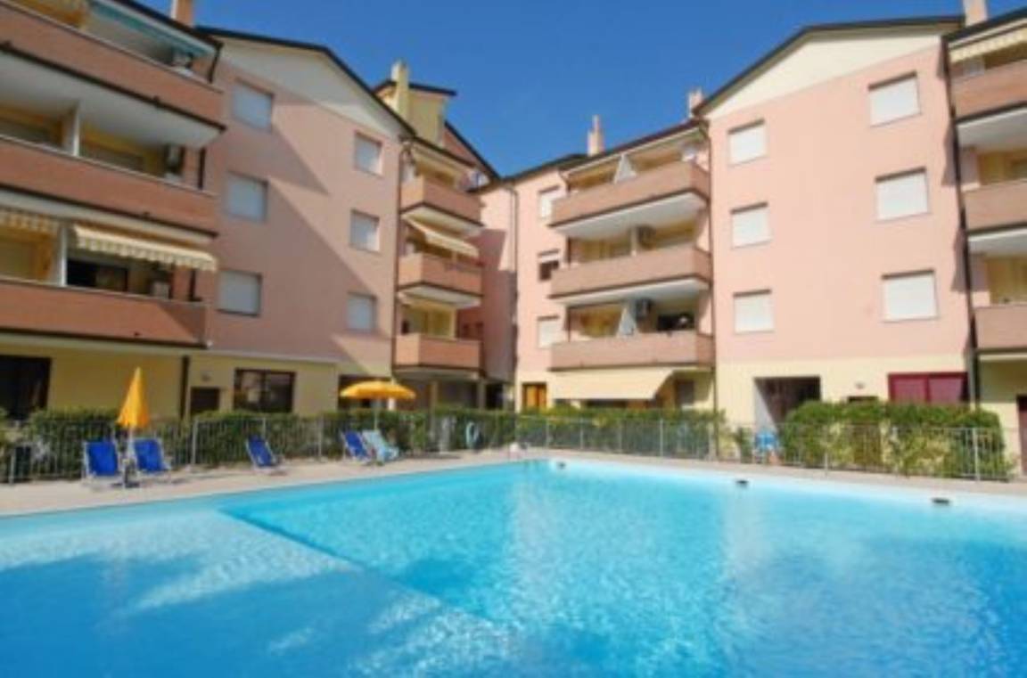 52 M² Apartament ∙ 3 Sypialnie ∙ 5 Gości - Rosolina Mare
