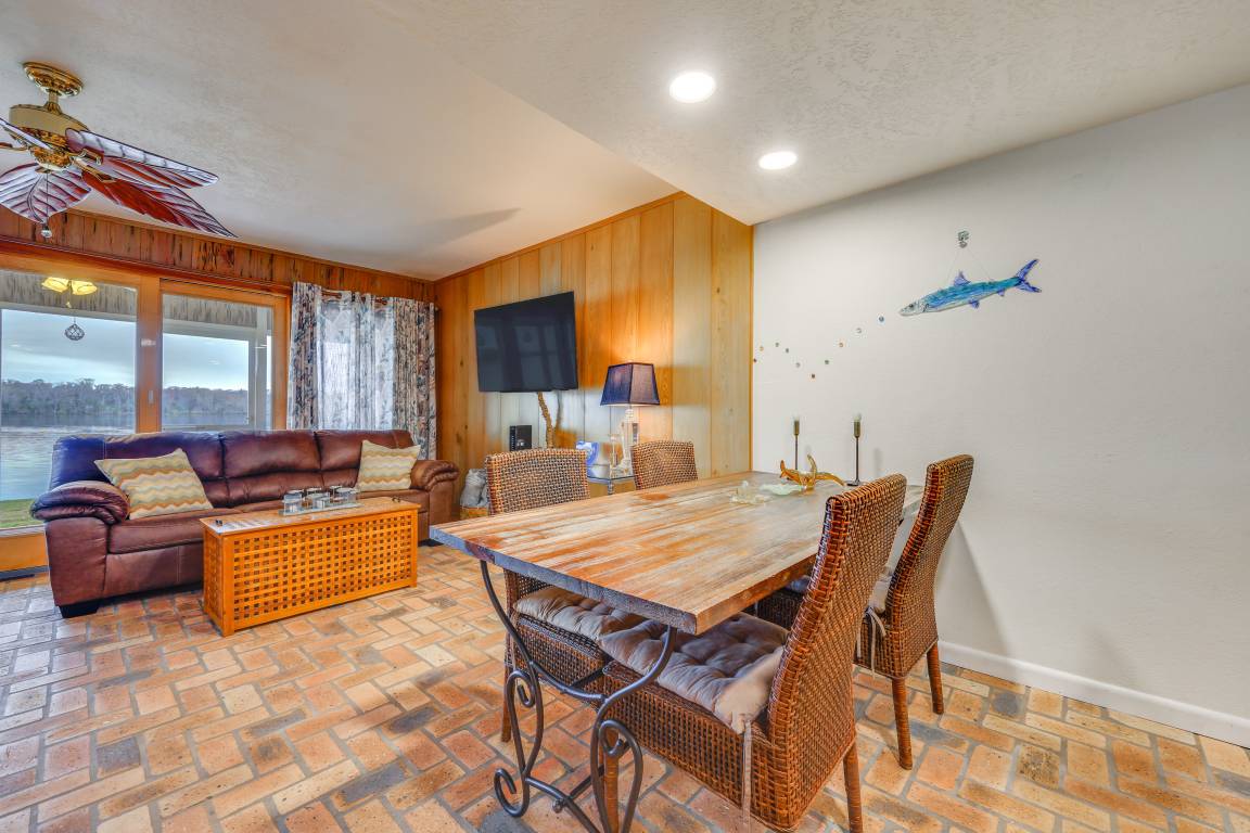 83 M² Apartment ∙ 1 Bedroom ∙ 4 Guests - Lake Broward, FL