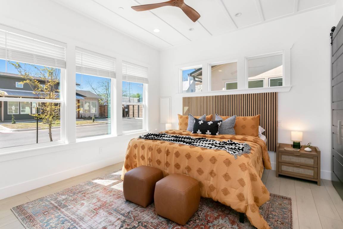 Condo ∙ 2 Bedrooms ∙ 4 Guests - Fredericksburg, TX