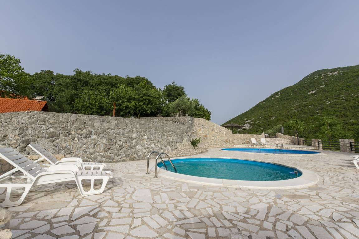 50 M² Apartment ∙ 1 Bedroom ∙ 5 Guests - Drvenik