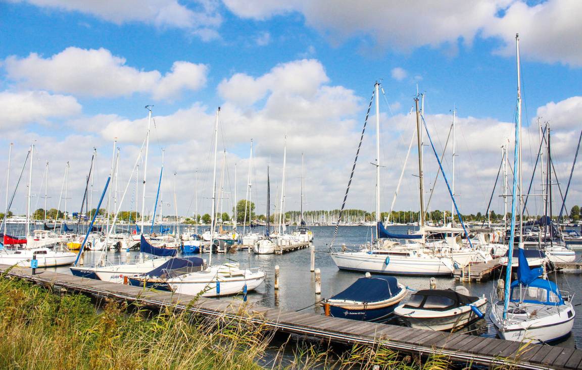 105 M² Appartement ∙ 3 Slaapkamers ∙ 6 Gasten - Kamperland