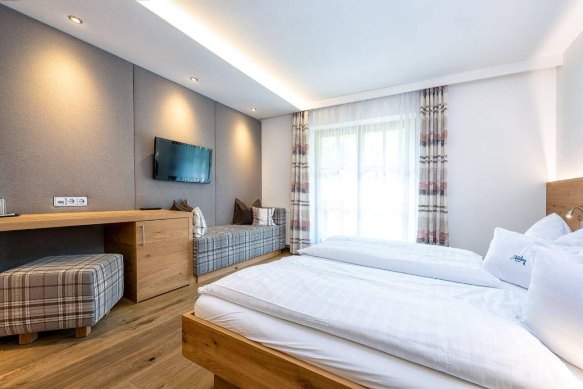 16 M² Hotel ∙ 2 Guests - Maishofen