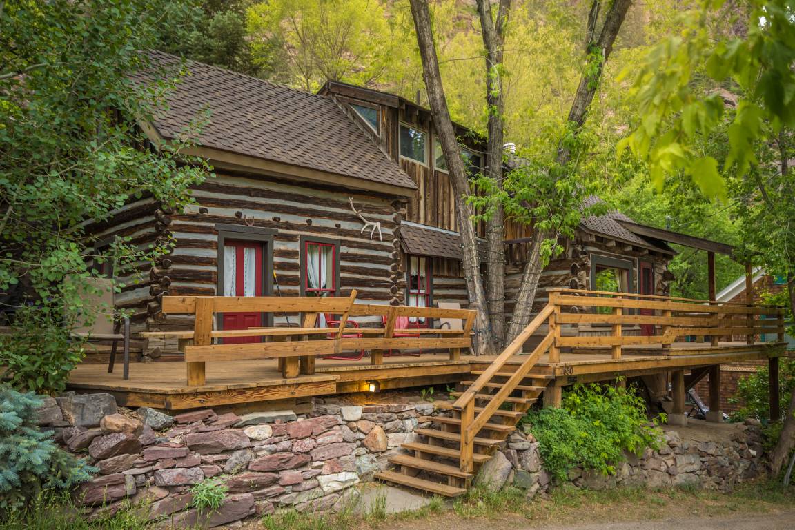 84 M² Cabin ∙ 2 Bedrooms ∙ 4 Guests - Ouray, CO