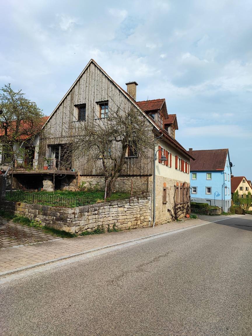 Ferienwohnung ∙ 2 Schlafzimmer ∙ 5 Gäste - Weikersheim