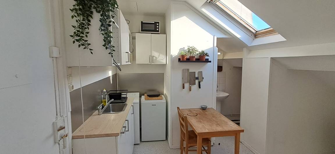 20 M² Studio Flat ∙ 2 Guests - Courbevoie