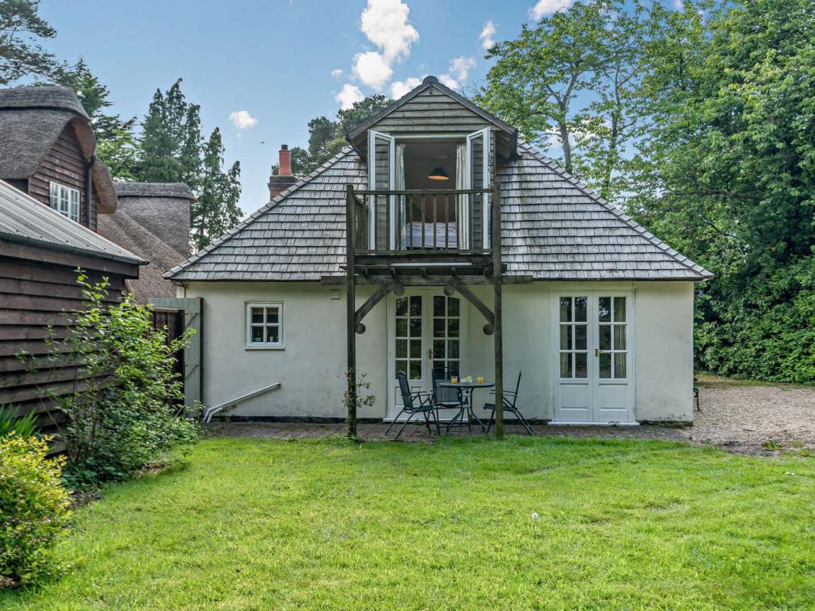 Cottage ∙ 2 Bedrooms ∙ 4 Guests - Brockenhurst